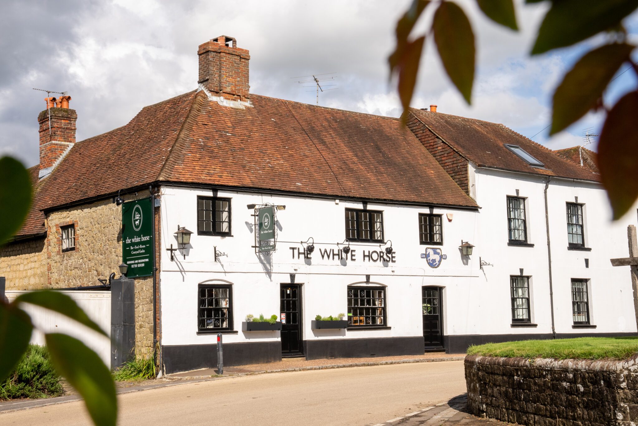 The White Horse - A traditional English Inn in Rogate, West Sussex