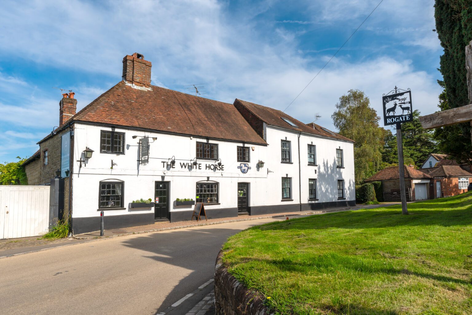 The White Horse - A traditional English Inn in Rogate, West Sussex